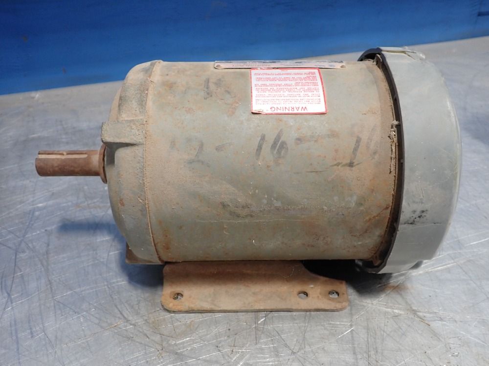 Used Dayton Tri-volt Three Phase Motor | HGR Industrial Surplus