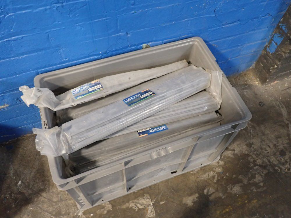 Used Madison Electric Panel Clips | HGR Industrial Surplus