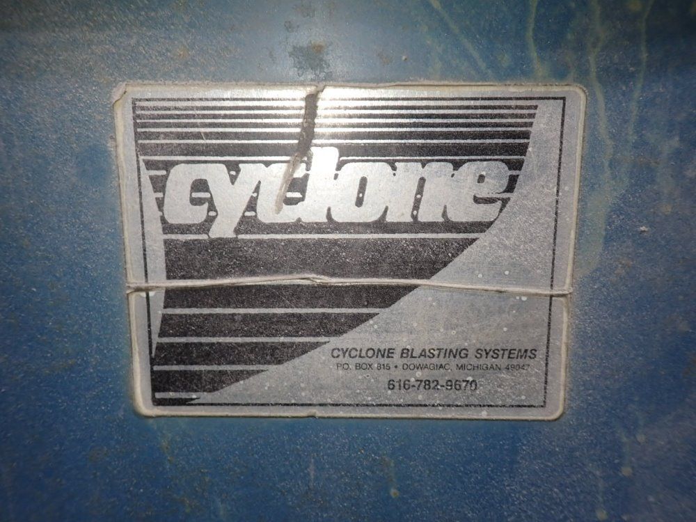 Used Cyclone Blast Cabinet | HGR*24