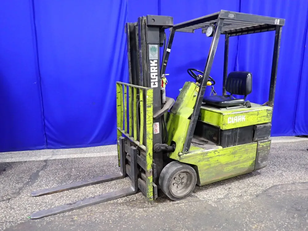 Clark 2600 Lbs Electric Forklift - Tm15 | HGR*24