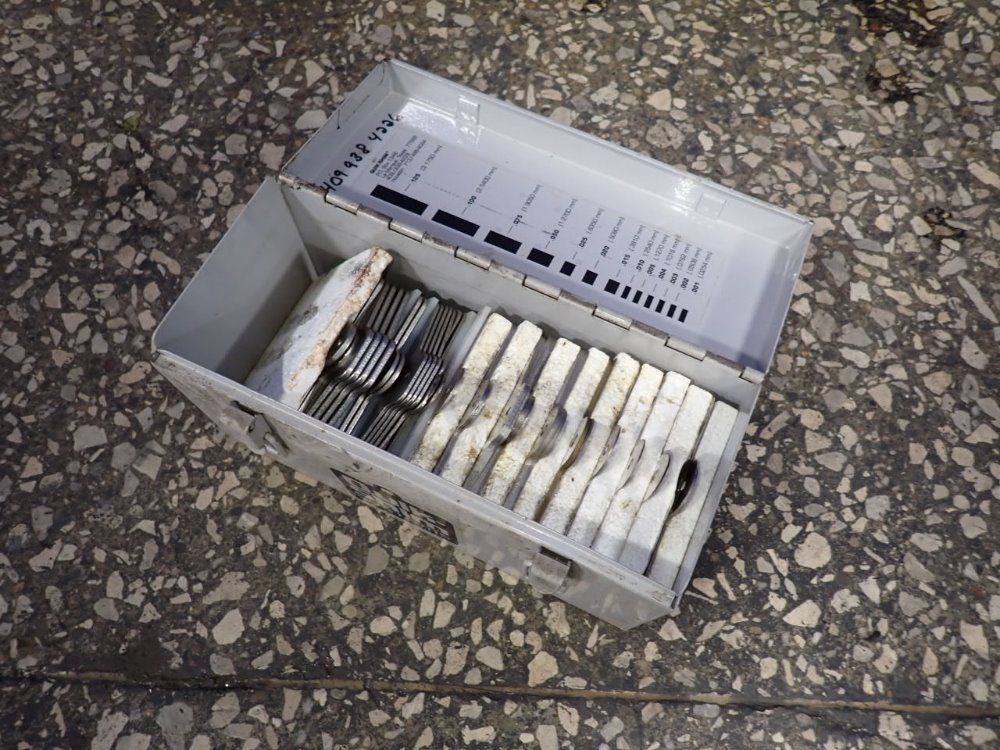 Quik-shim Systems Slotted Shim Set | HGR*24
