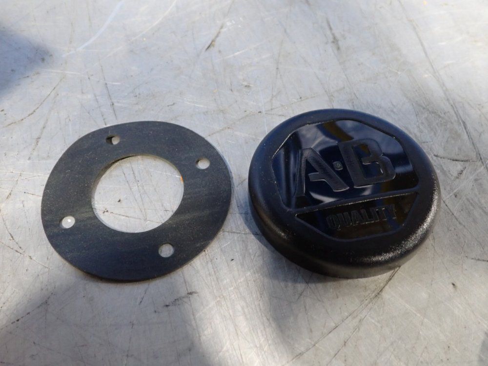Allen Bradley Pole Mount Base And Cap - 855t-bpm10c | HGR*24
