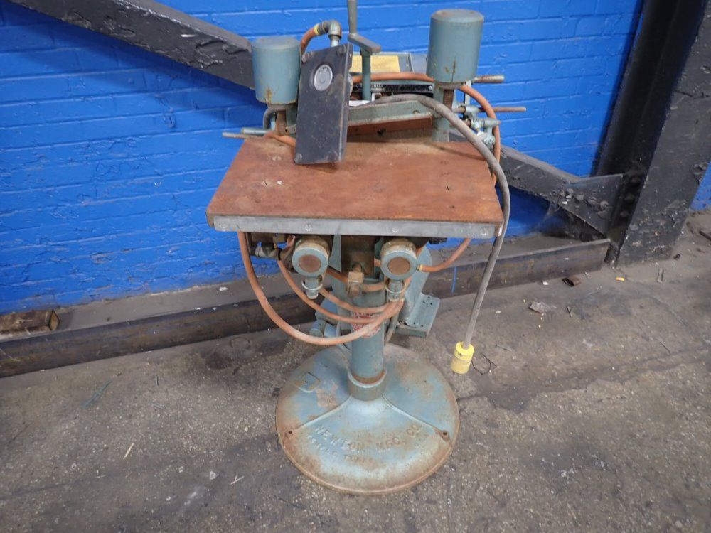 Newton Mfg Co Horizontal Boring Machine - B100 | HGR*24