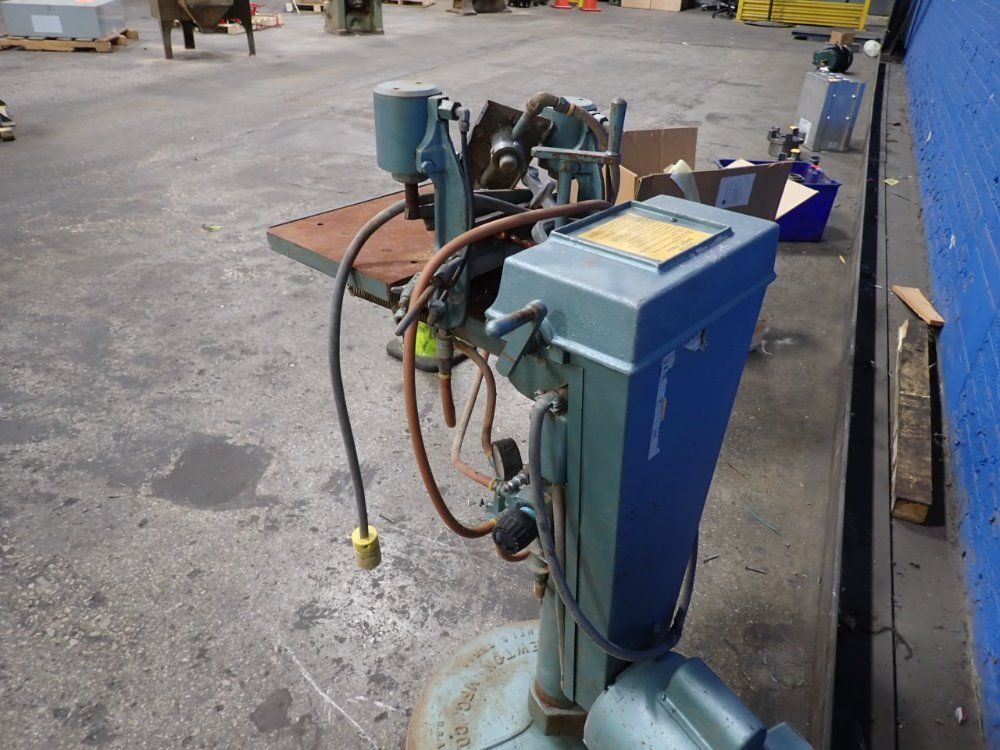 Newton Mfg Co Horizontal Boring Machine - B100 | HGR*24