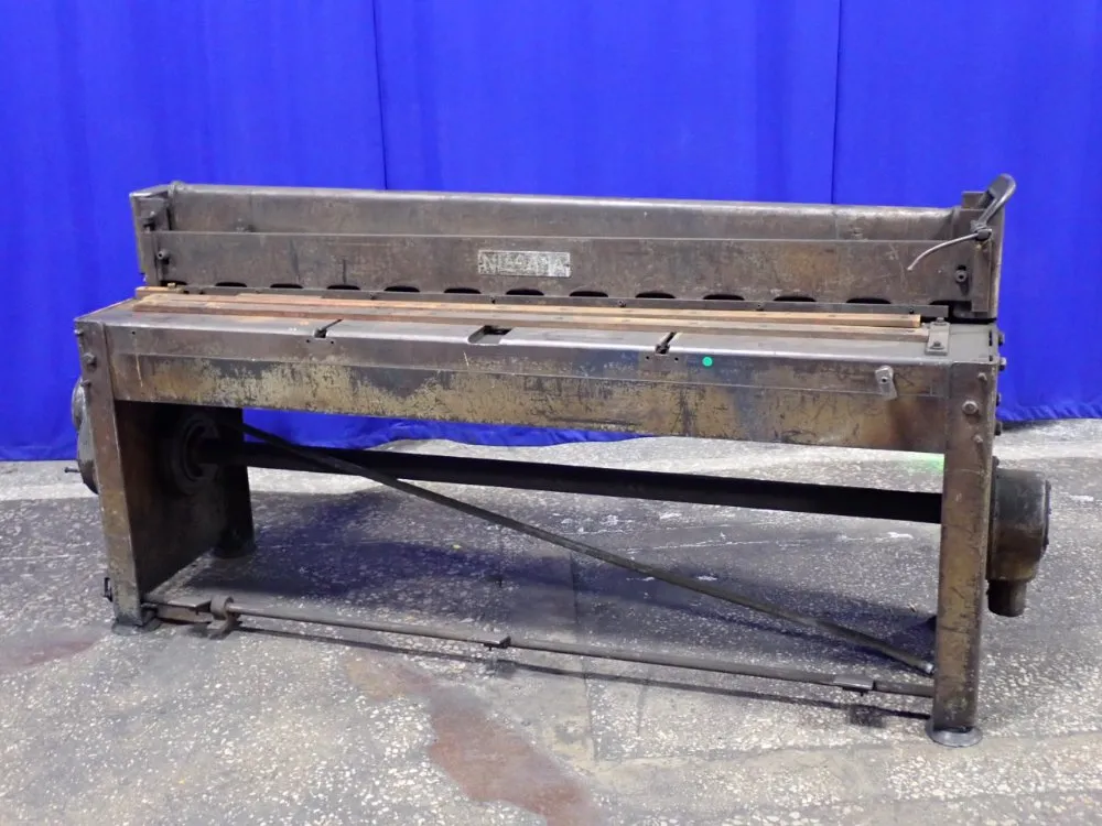 Niagara 72" Sheet Metal Power Shear | HGR*24