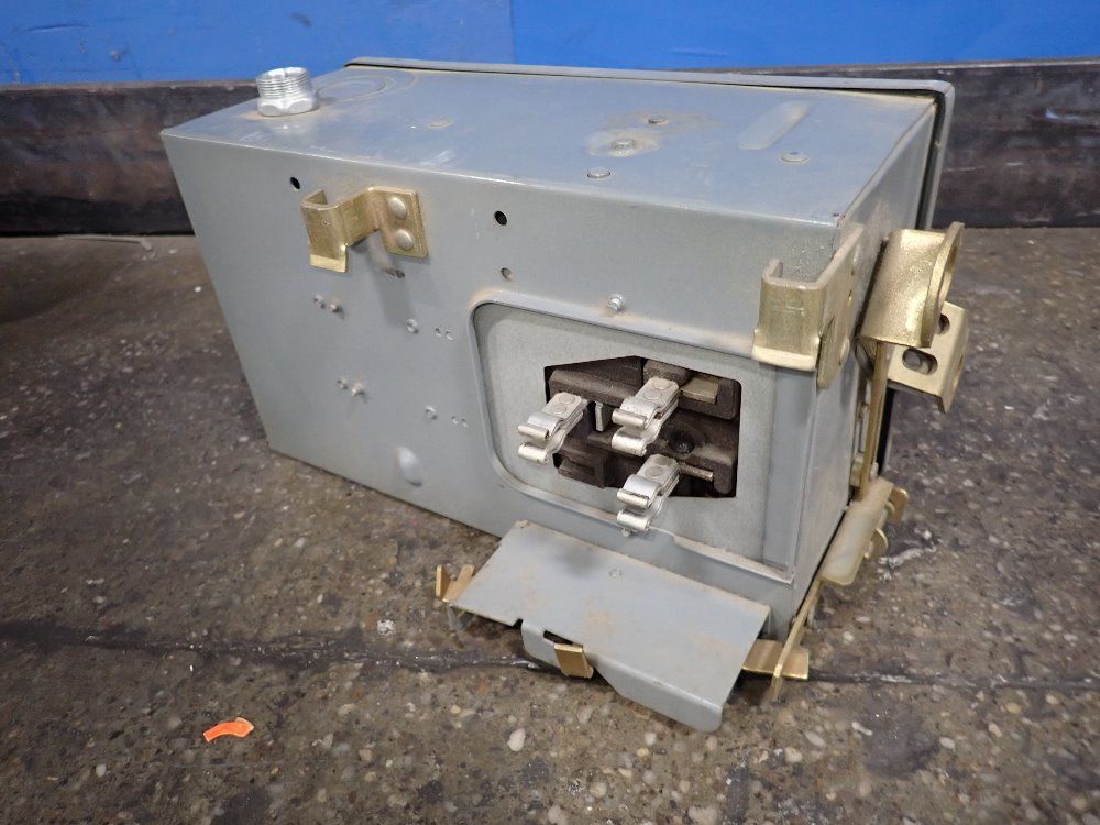 Used Square D Bus Plug | HGR Industrial Surplus