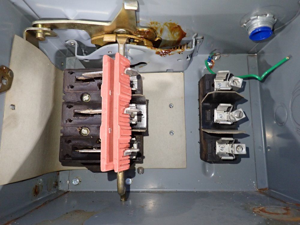 Used Square D Bus Plug | HGR Industrial Surplus