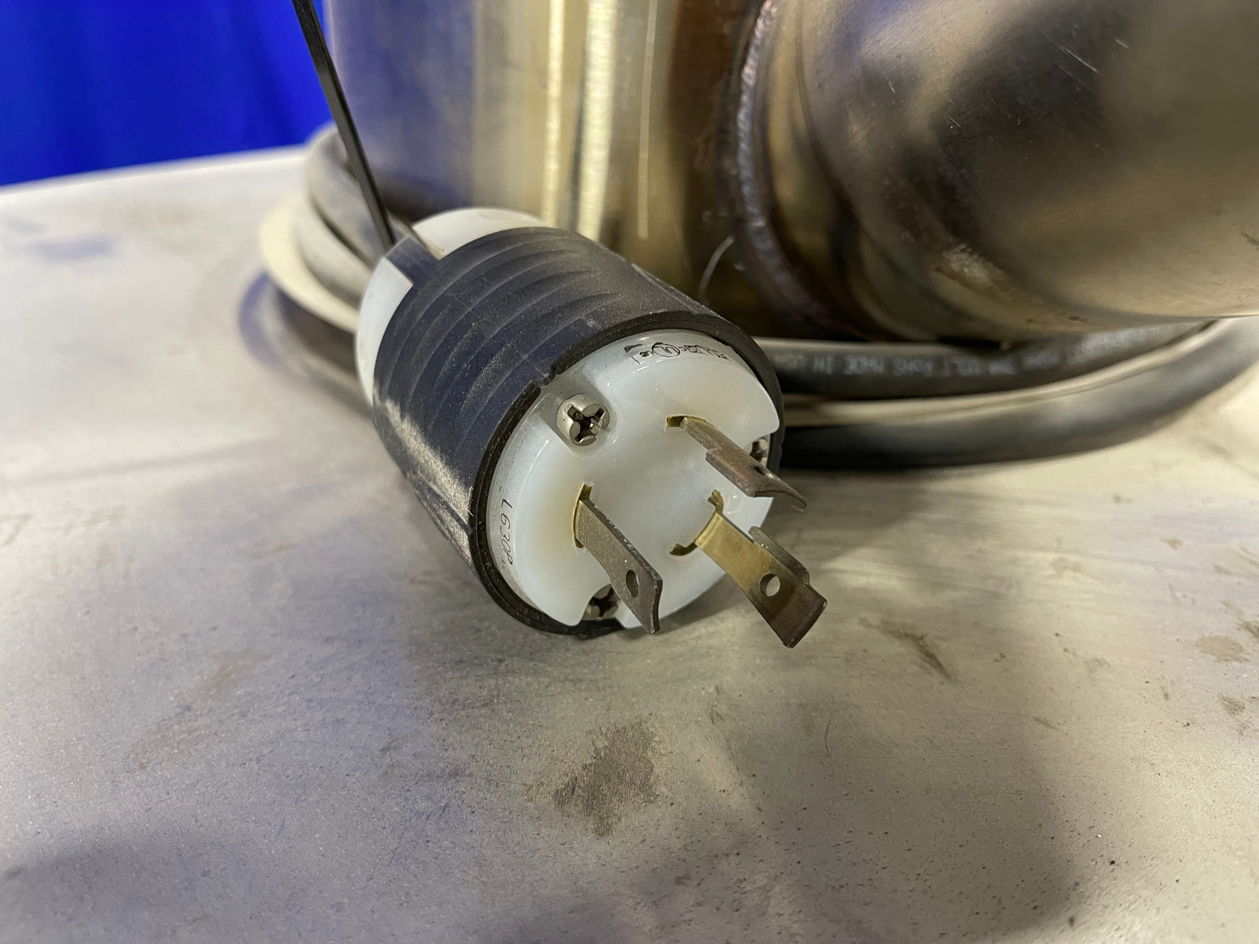 Used Accurate Thermal Systems Fluidized Temperature Bath | HGR ...