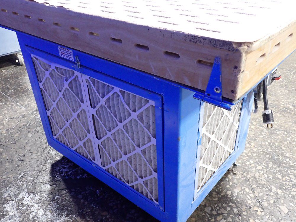 Used Denray Downdraft Table | HGR Industrial Surplus