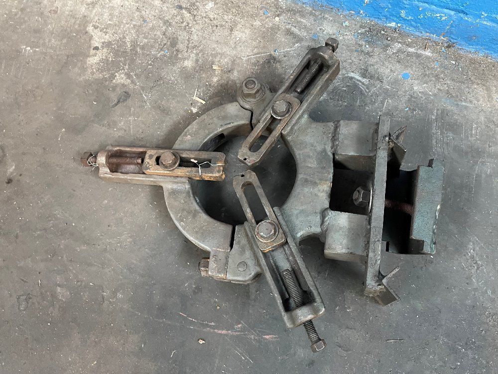 Used Steady Rest | HGR Industrial Surplus