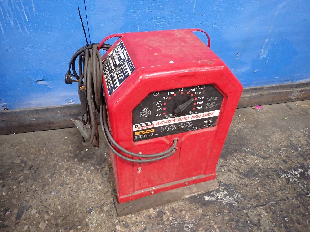 Used Lincoln Electric Welder | HGR Industrial Surplus