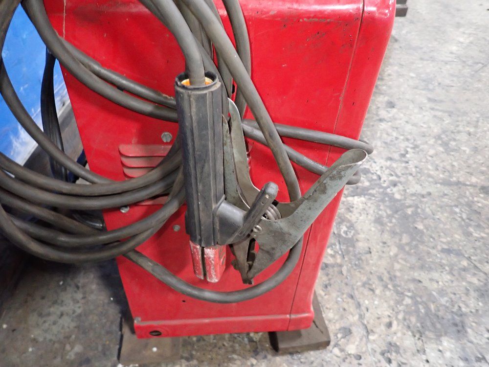 Used Lincoln Electric Welder | HGR Industrial Surplus