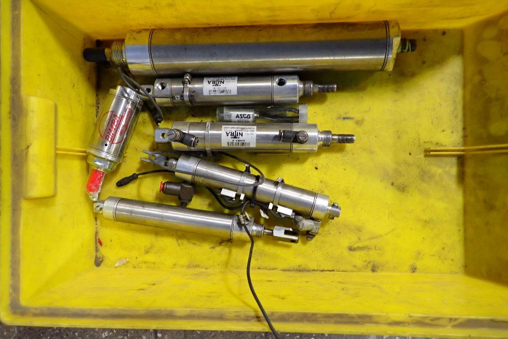 Used Cylinder Lot | HGR Industrial Surplus