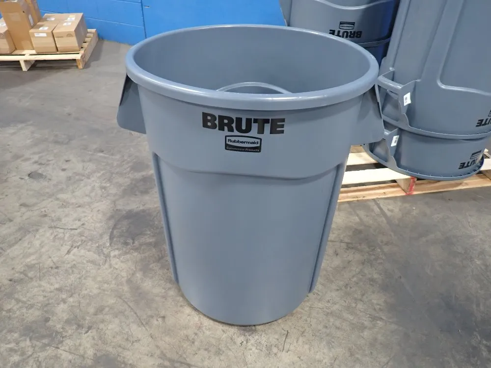 Used Rubbermaid Brute Container | HGR Industrial Surplus