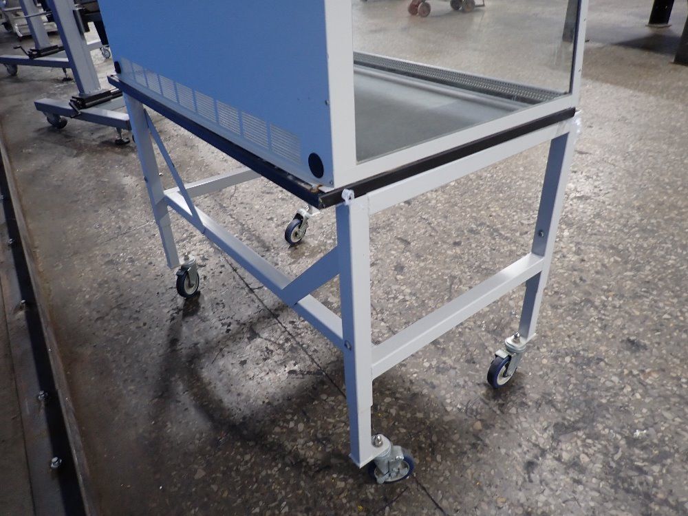 Used Labconco Vertical Clean Bench | HGR Industrial Surplus