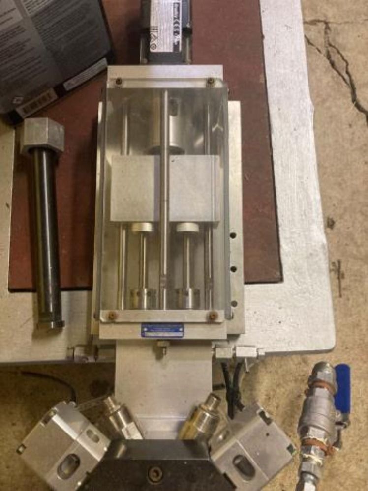 Used Nordson Nordson Servo-flo Dispensing System W/ 2 Graco Pump Systems...