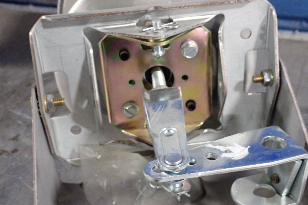 Used Honeywell Damper | HGR Industrial Surplus