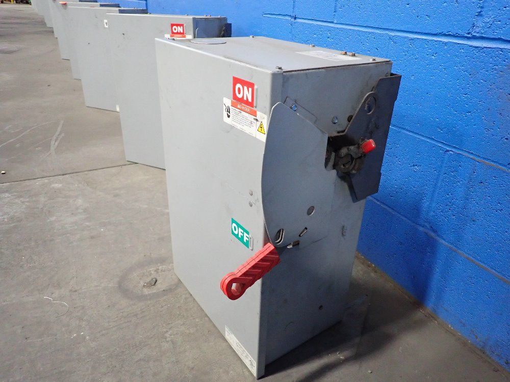 Used Siemens Sentron Fusible Switch Bus Plug | HGR Industrial Surplus