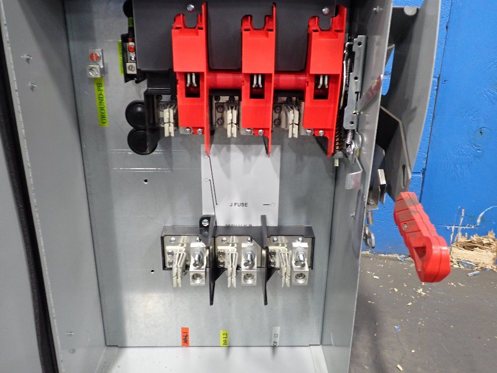 Used Siemens Sentron Fusible Switch Bus Plug | HGR Industrial Surplus