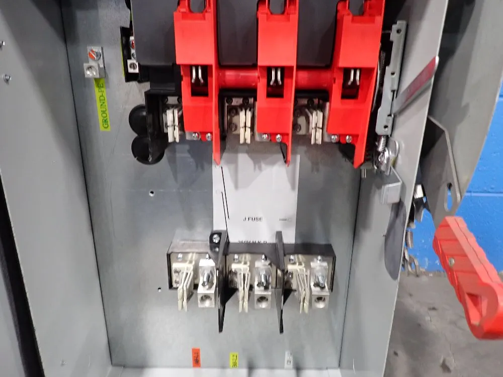 Used Siemens Sentron Fusible Switch Bus Plug | HGR Industrial Surplus