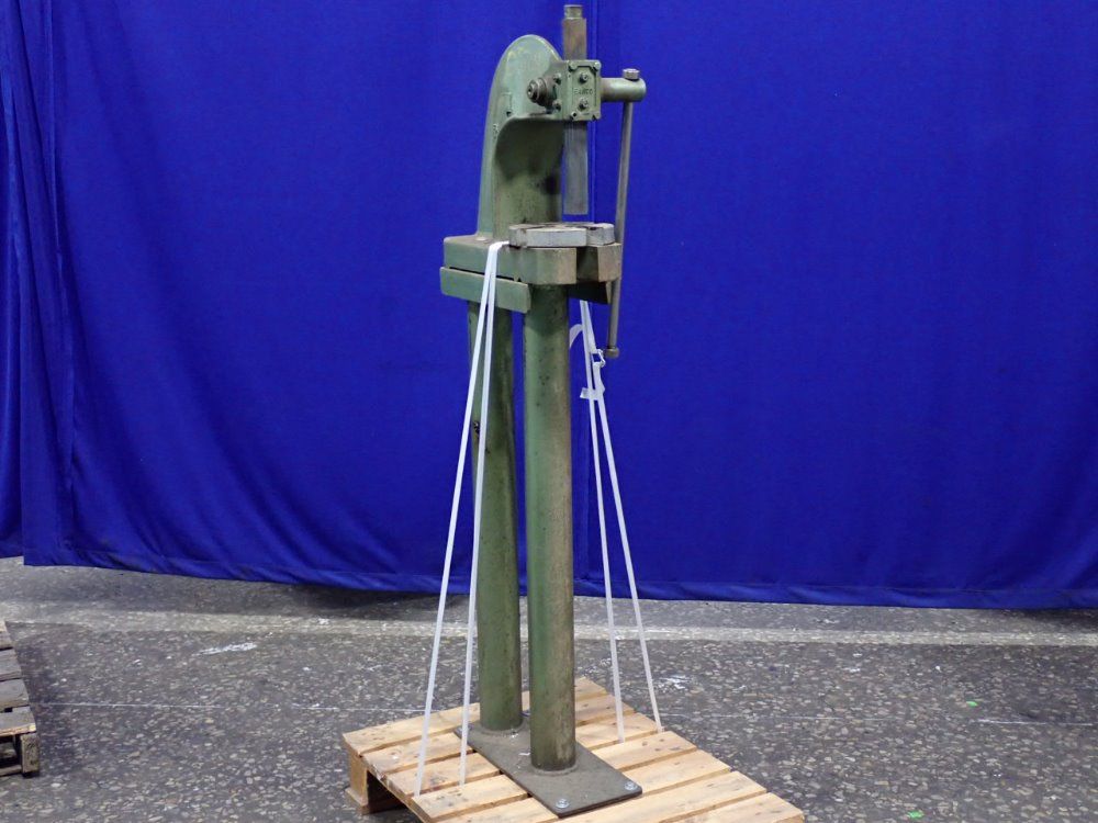 Used Famco Arbor Press | HGR*24