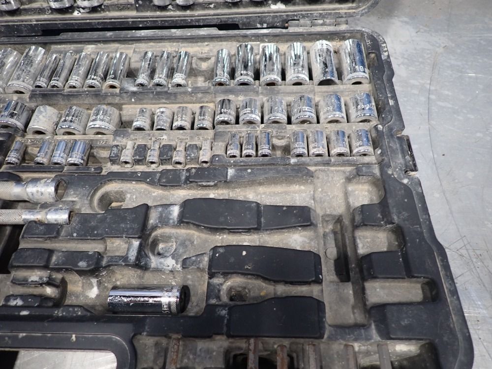 Used Dewalt Socket Set | HGR Industrial Surplus