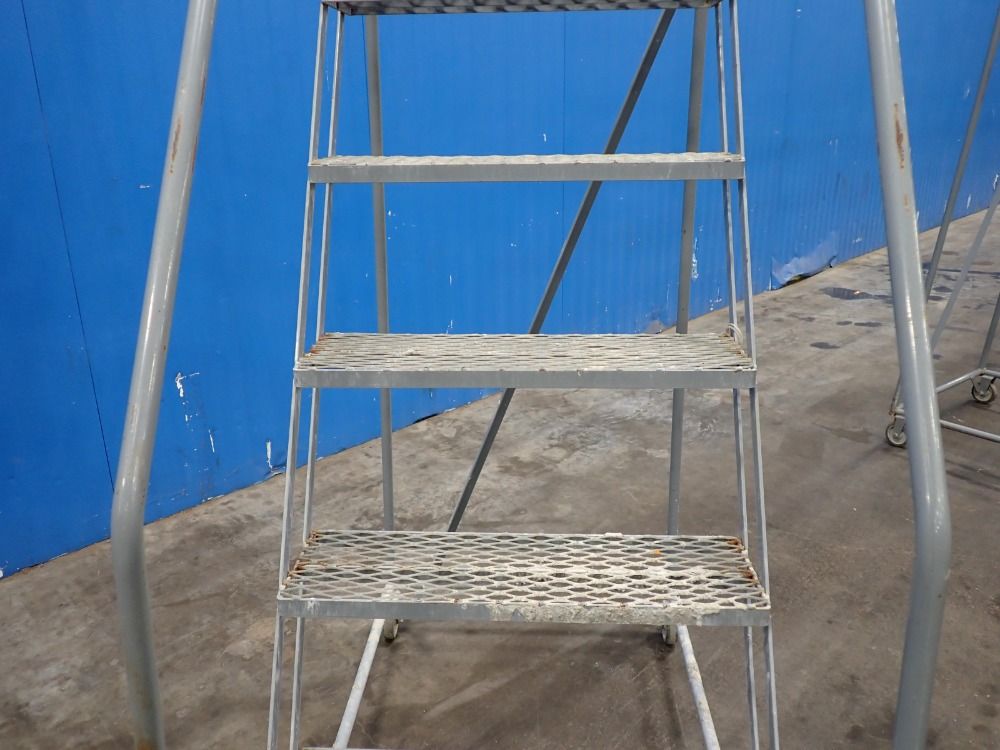 Used Uline Portable Stairs | HGR Industrial Surplus