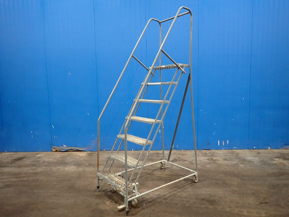 Used Uline Portable Stairs | HGR Industrial Surplus