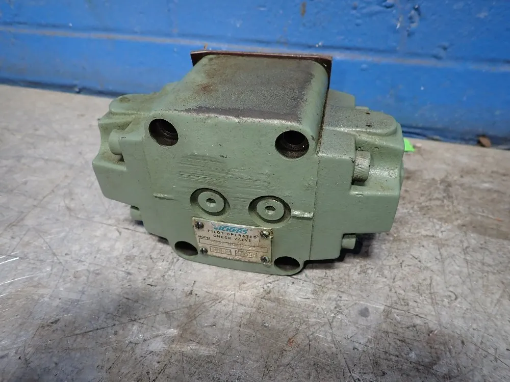Used Vickers Valve Block | HGR Industrial Surplus