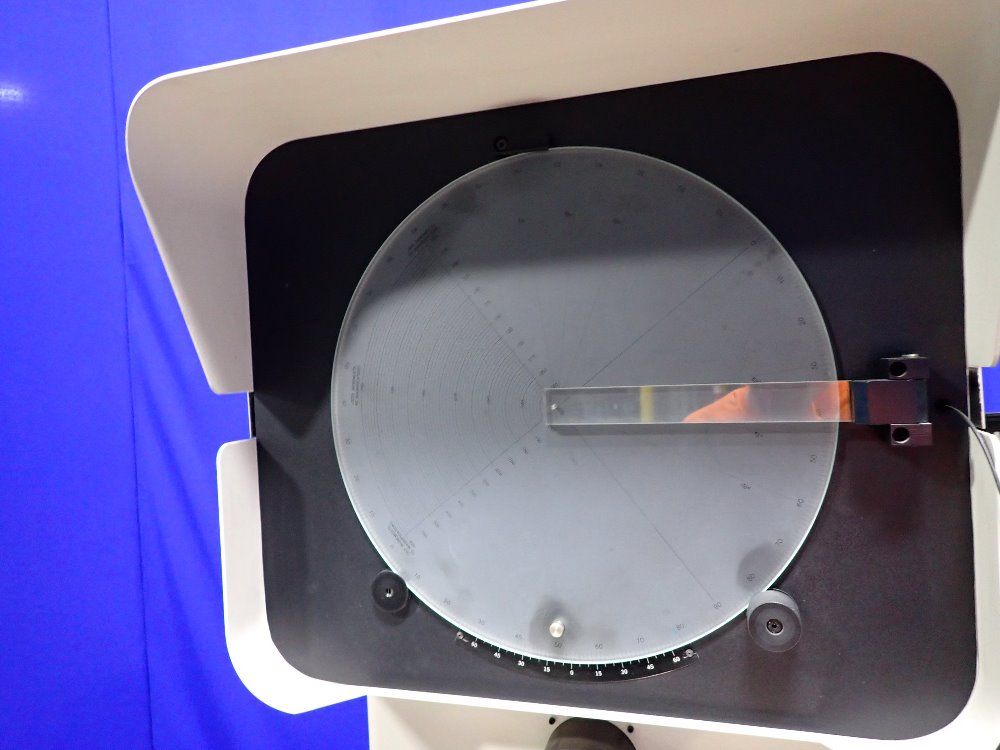 Used Micro-vu Micro-vu Spectra Optical Comparator | HGR Industrial... Used Micro-vu Micro-vu Spectra Optical Comparator | HGR Industrial...