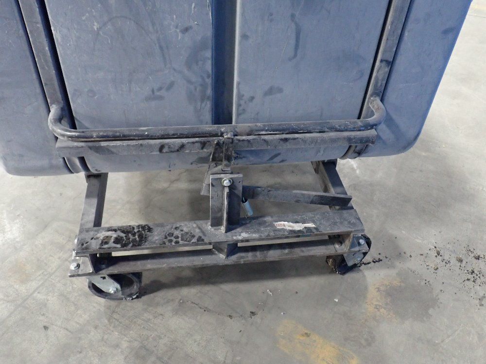 Used Rubbermaid Trash Cart | HGR Industrial Surplus