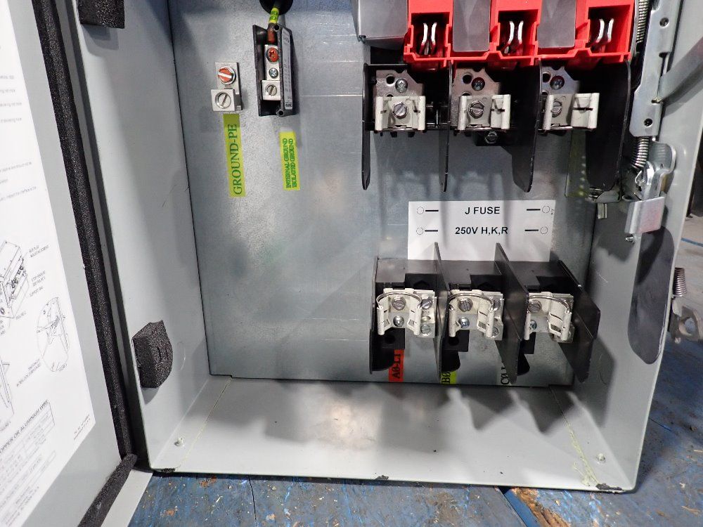 Used Siemens Sentron Fusible Switch Bus Plug | HGR Industrial Surplus