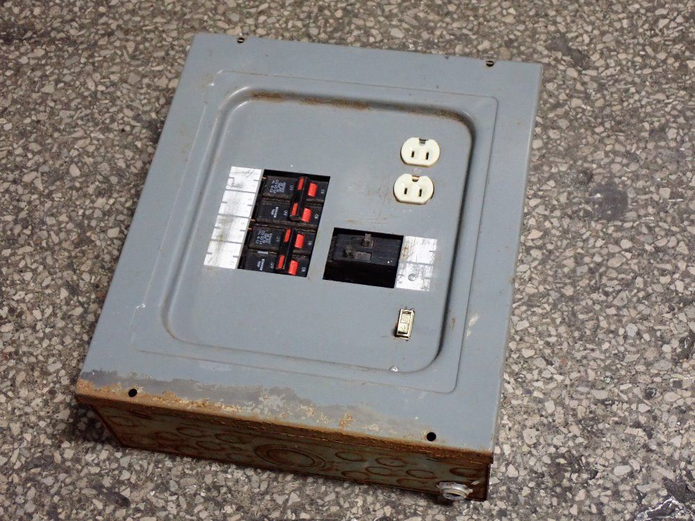Used Fuse Panel | HGR Industrial Surplus