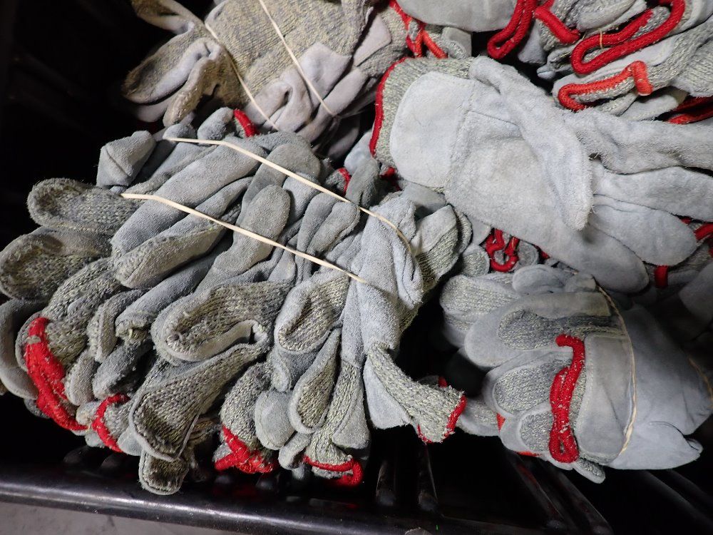 Used Gloves | HGR Industrial Surplus