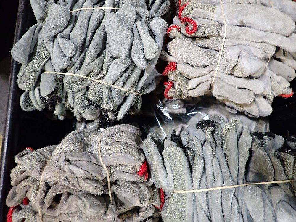 Used Gloves | HGR Industrial Surplus