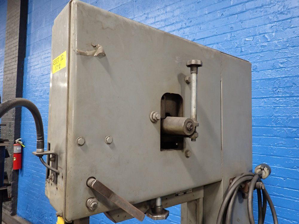 Used Rockwell/delta Rockwell/delta 28-3x5 Vertical Bandsaw | HGR ...