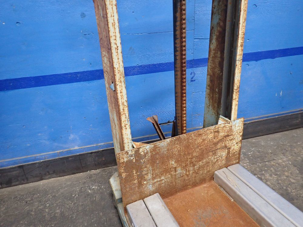Used Hercules Lift | HGR Industrial Surplus