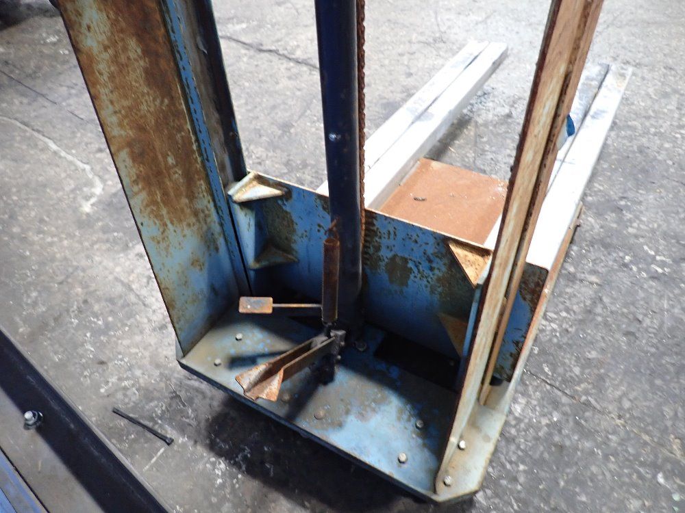 Used Hercules Lift | HGR Industrial Surplus