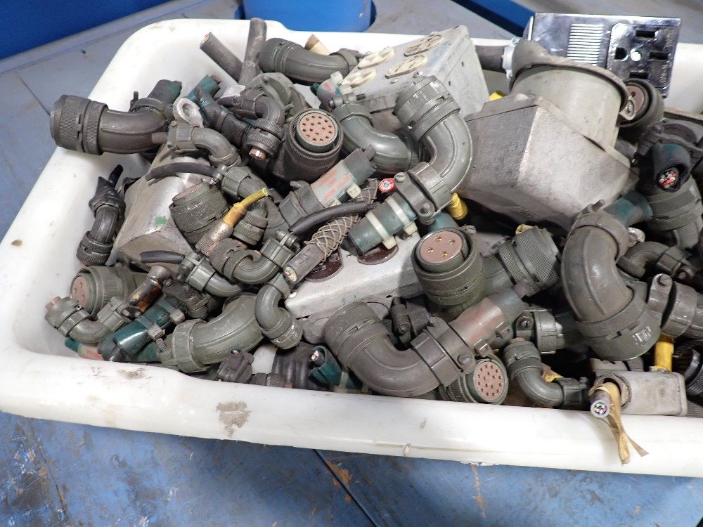 Used Female Plug Ends | HGR Industrial Surplus