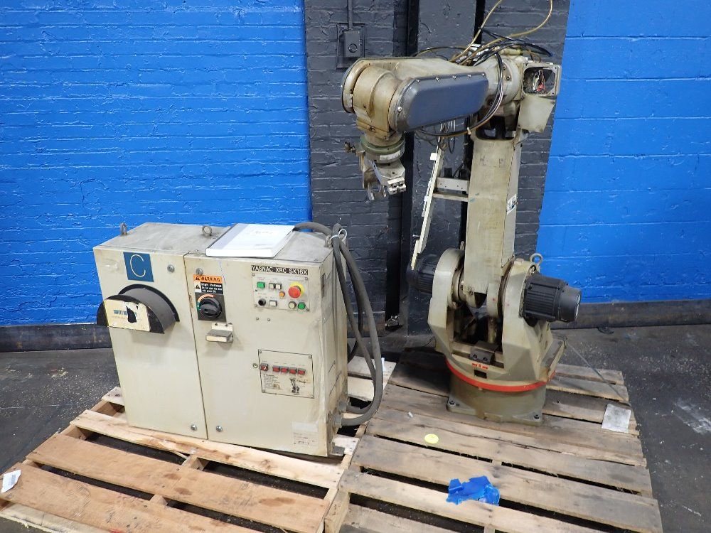 Used Motoman 1998 Motoman Yr-sk16x-z00 Robot | HGR*24