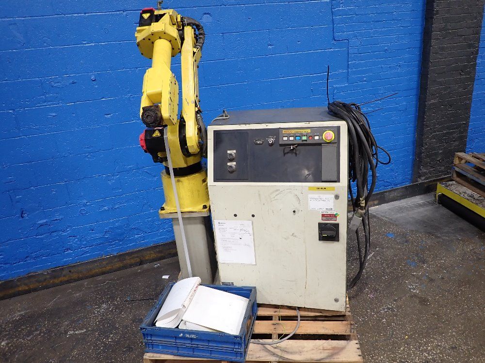 Used Fanuc 2004 Fanuc M-6ib Robot | HGR Industrial Surplus