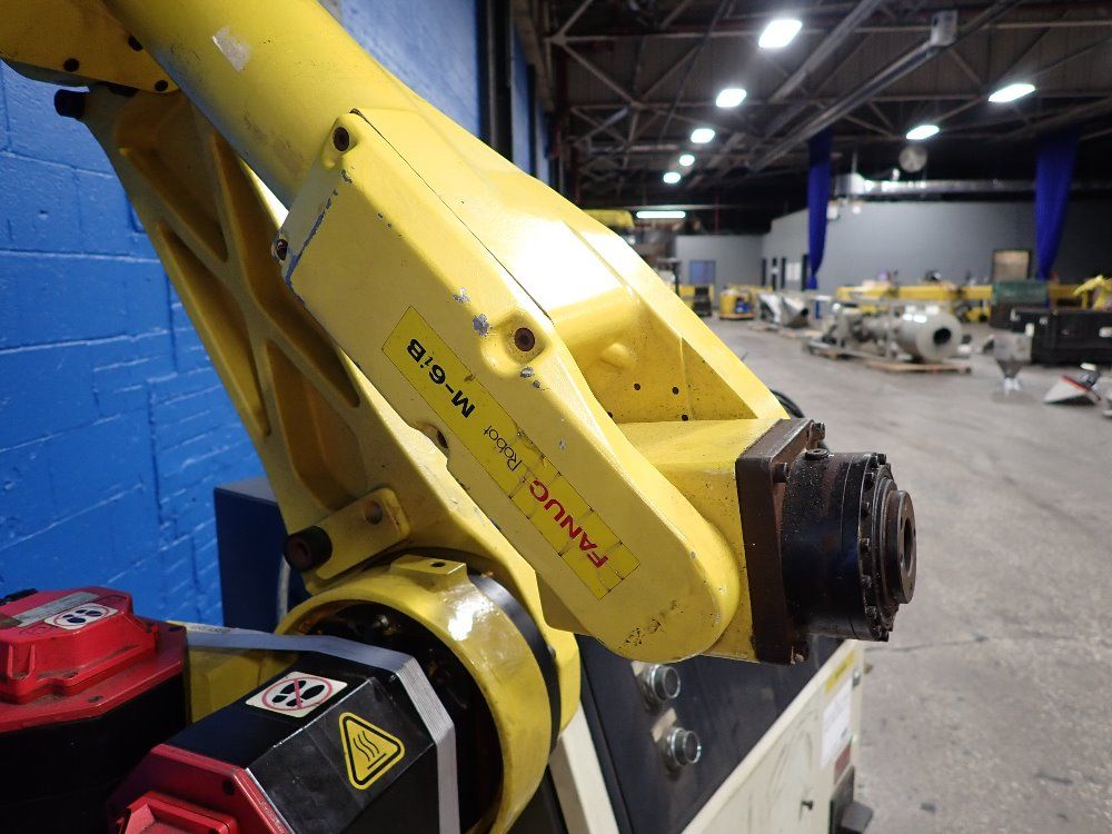 Used Fanuc 2004 Fanuc M-6ib Robot | HGR Industrial Surplus