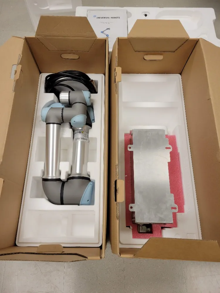 Used Universal Universal Ur5e Robot W/oem Dc Controller | HGR Industrial...
