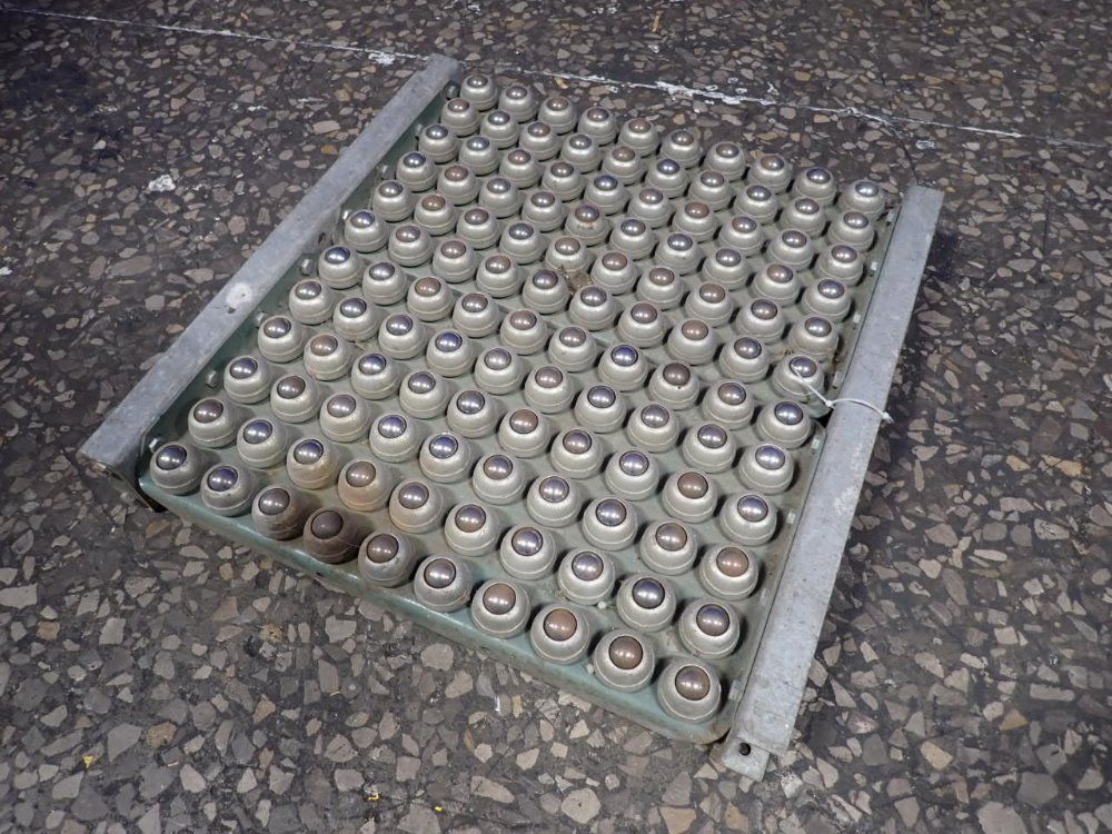 Used Hytrol Ball Transfer Conveyor | HGR*24