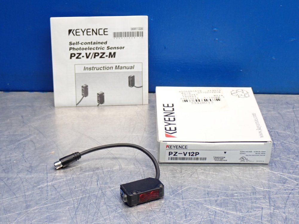 Used Keyence Square Reflective M8 Photoelectric Sensor | HGR*24