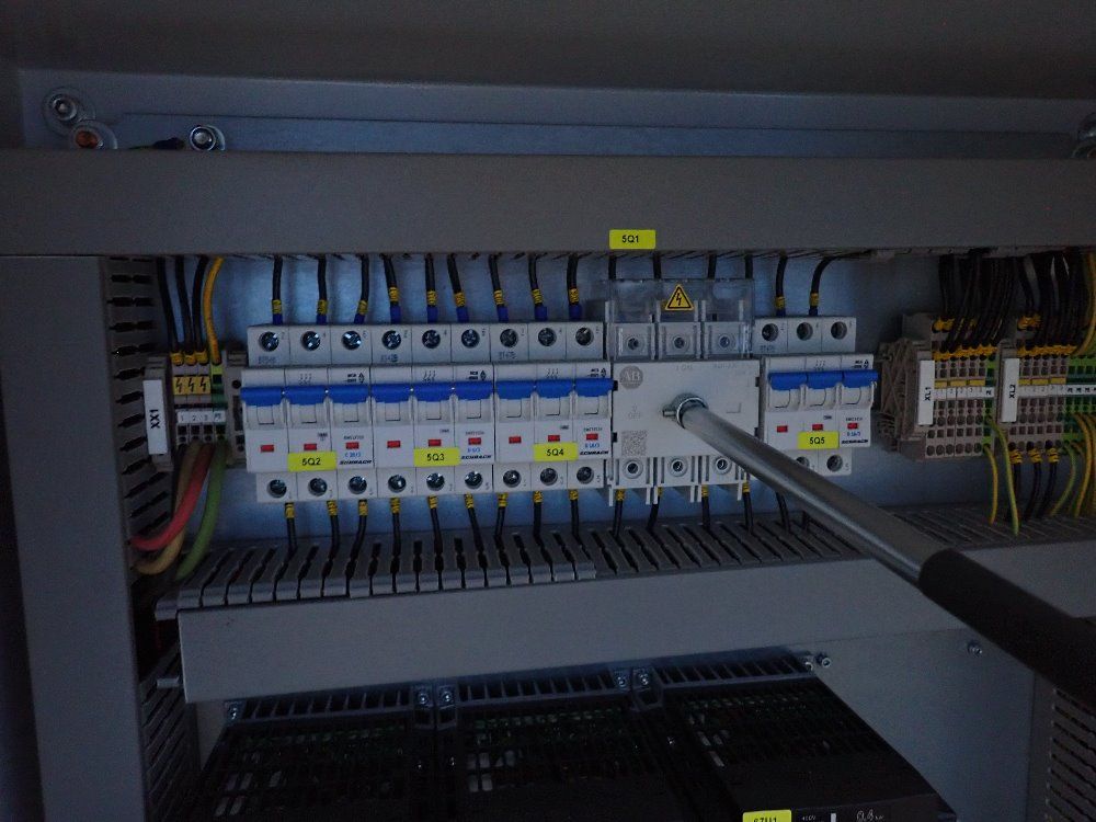 Used Delta 2020 Delta Dcp300 Case Packer | HGR Industrial Surplus