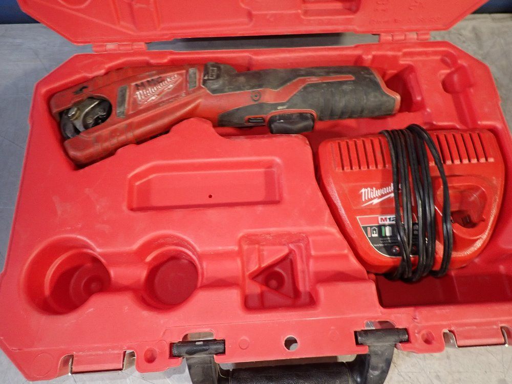 Used Milwaukee Copper Tubing Cutter | HGR Industrial Surplus