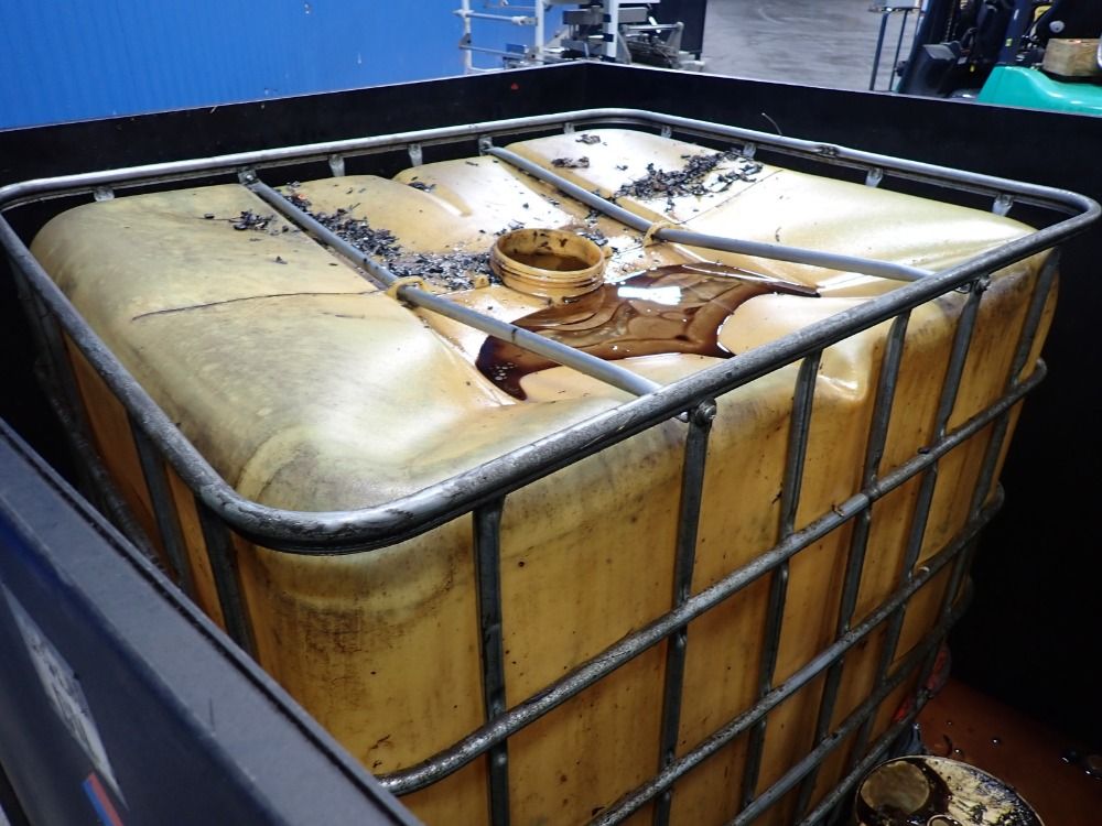 Used Used Fluid Container | HGR Industrial Surplus