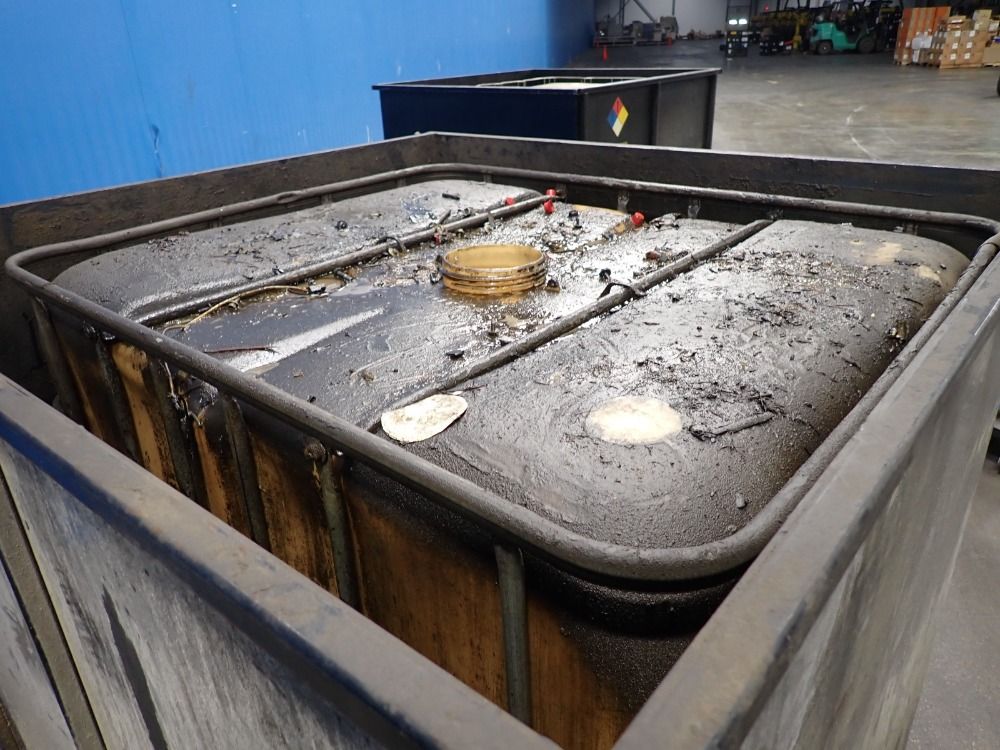 Used Used Fluid Container | HGR Industrial Surplus