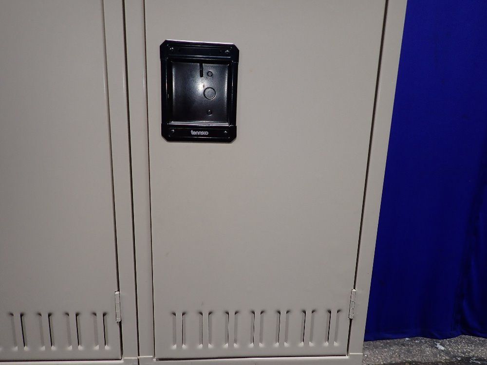 Used Tennsco Lockers | HGR Industrial Surplus